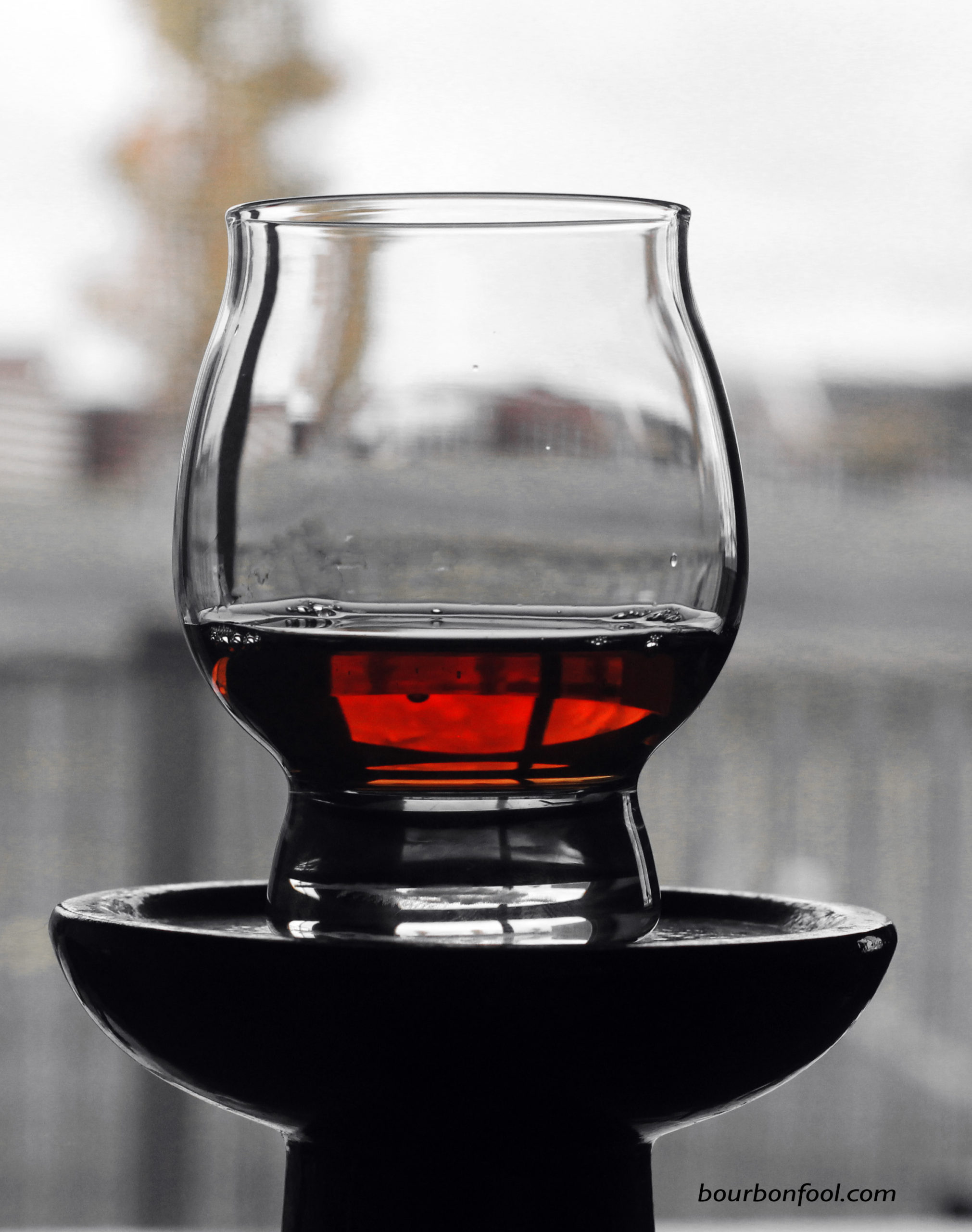 A Bourbon Glass with Class - Bourbonfool